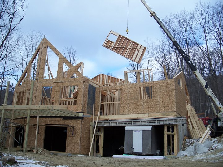 Panelized Construction Systems: Streamlining Custom Home Building